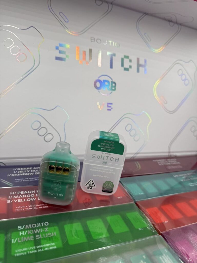 Boutiq Switch V5 ORB | Limited Edition 3-Chamber Disposable
